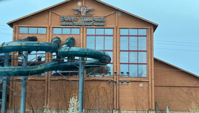 Columbus: See Inside The Abandoned Fort Rapids Indoor Waterpark